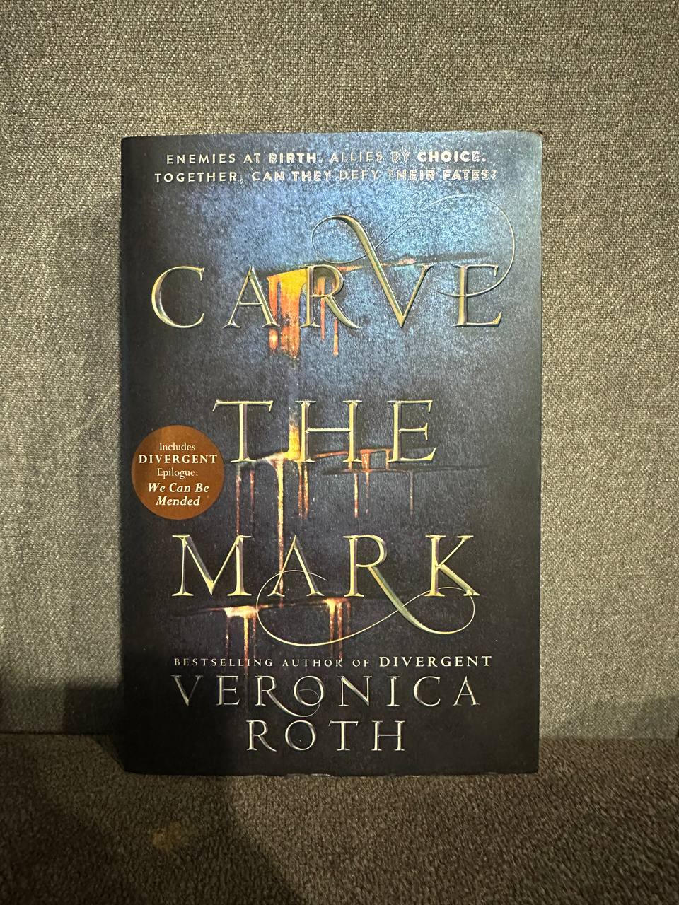 Carve the Mark- Магазин Книжкові сили України
